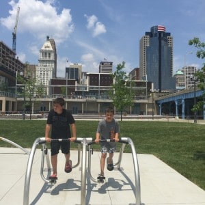 7 Tips for Visiting Smale Riverfront Park with Kids