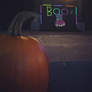 How to Make a Glow in the Dark BOO Kit