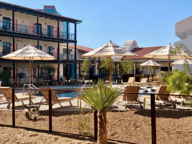 Reasons to Stay at the Texican Court