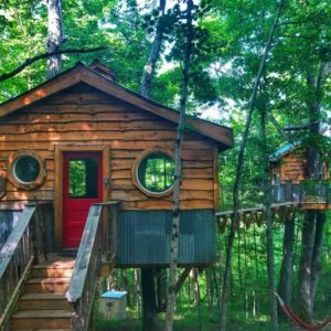 Adventures in a Treehouse Rental from EarthJoy Tree Adventures