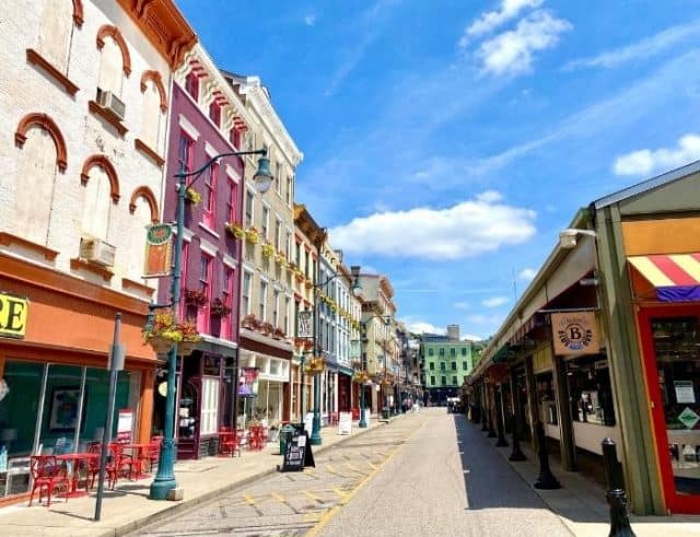 Reasons to Take the Self-Guided Food Tour at Findlay Market