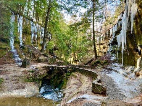 7 Reasons to Visit Hocking Hills in the Winter