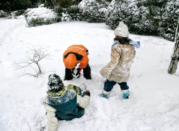 Fun Things to Do on a Snow Day - Indoor & Outdoor Activities