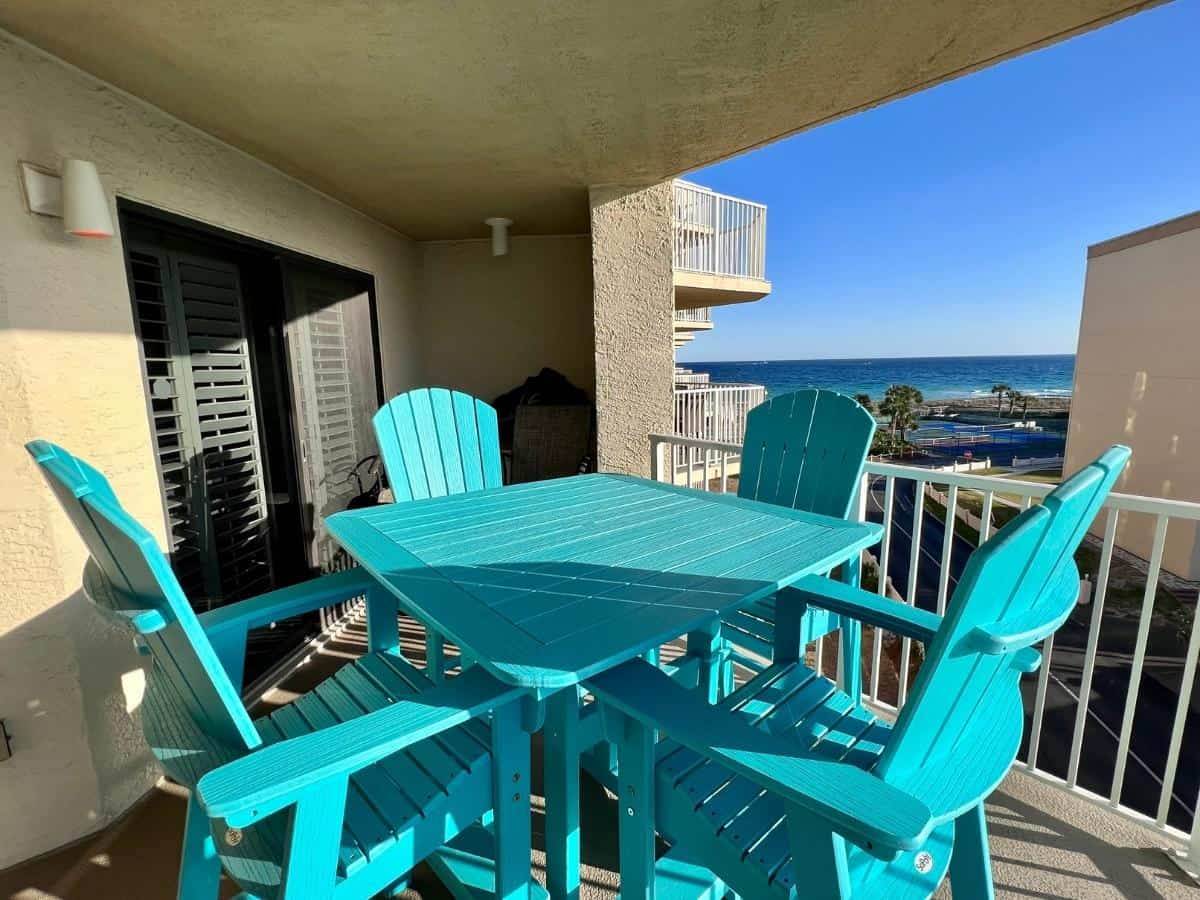 A Beautiful Stay at Inlet Reef #419 in Destin, Florida