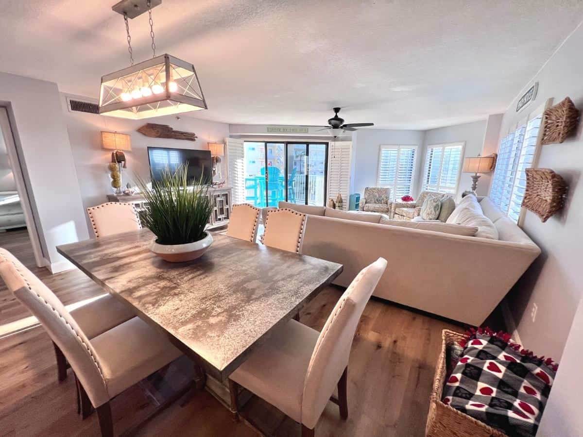 A Beautiful Stay at Inlet Reef #419 in Destin, Florida