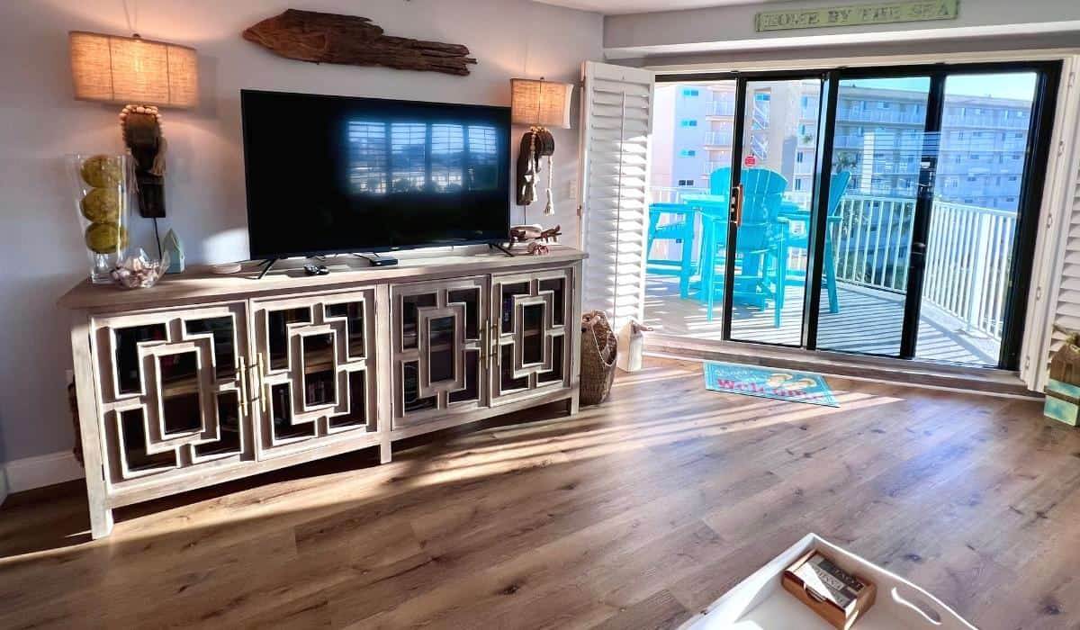 A Beautiful Stay at Inlet Reef #419 in Destin, Florida