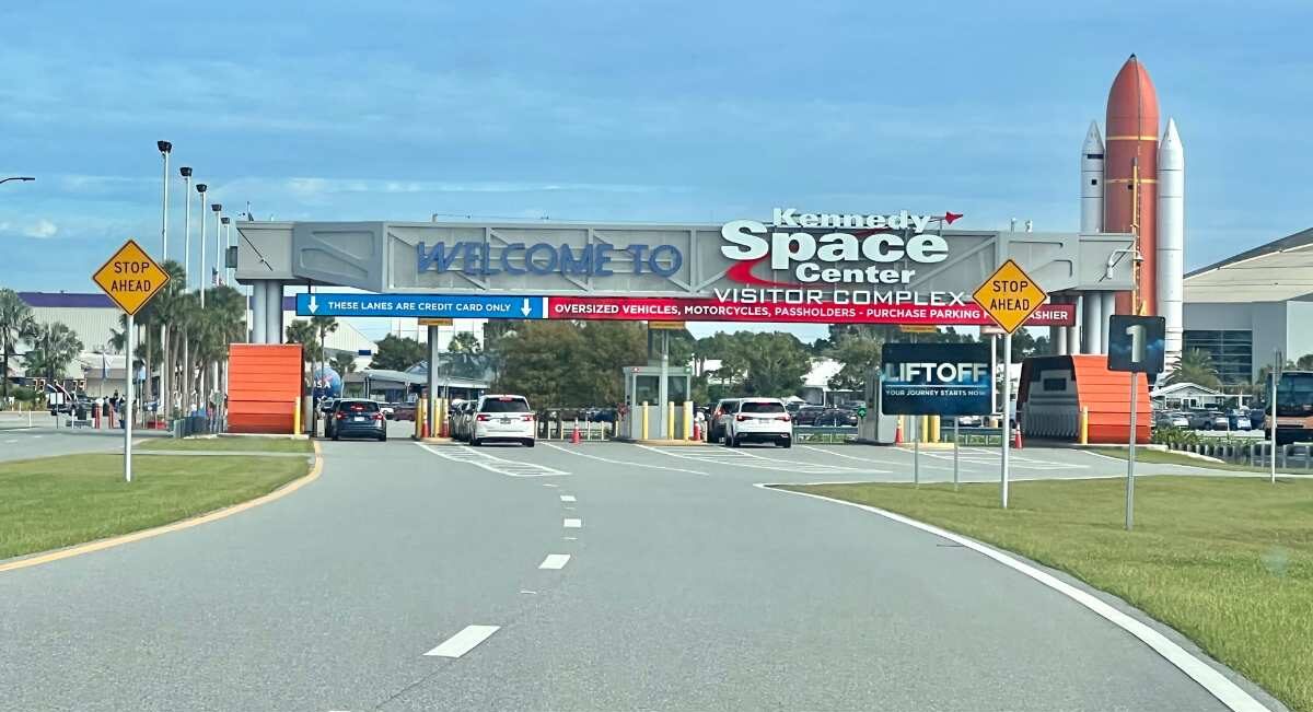 Tips for Visiting the Kennedy Space Center in Cape Canaveral (Discounts ...