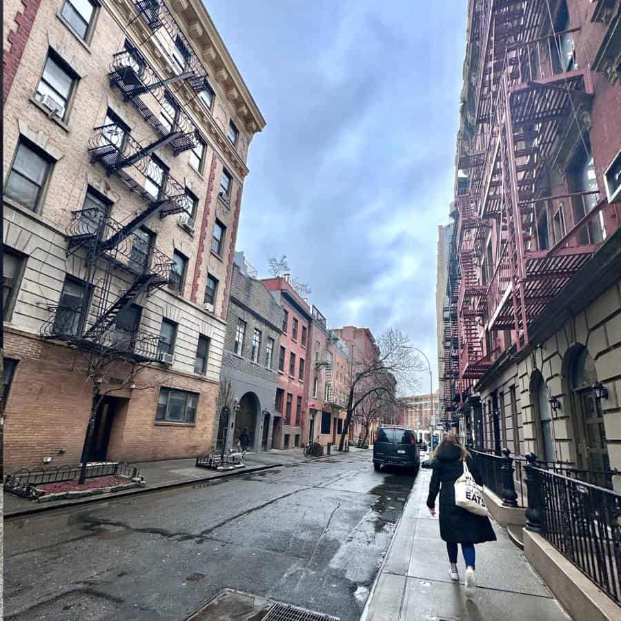 7 Reasons to Book a Walking Food Tour in New York City