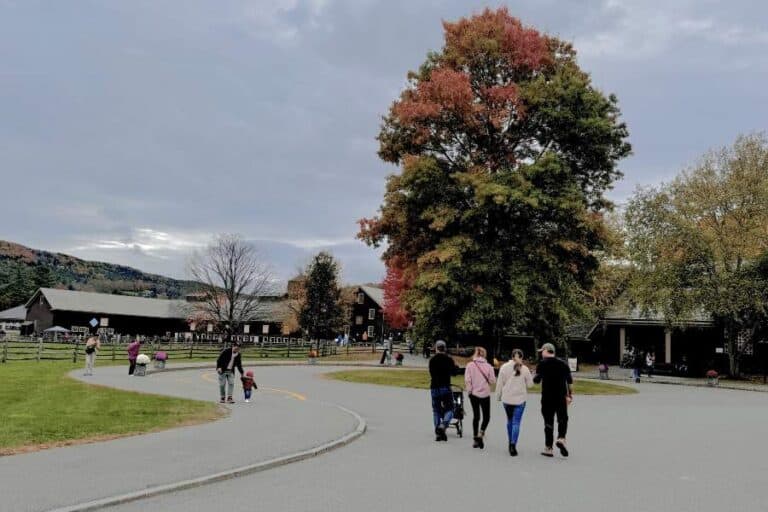 Vermont Road Trip Ideas - Things to Do Around Woodstock, VT