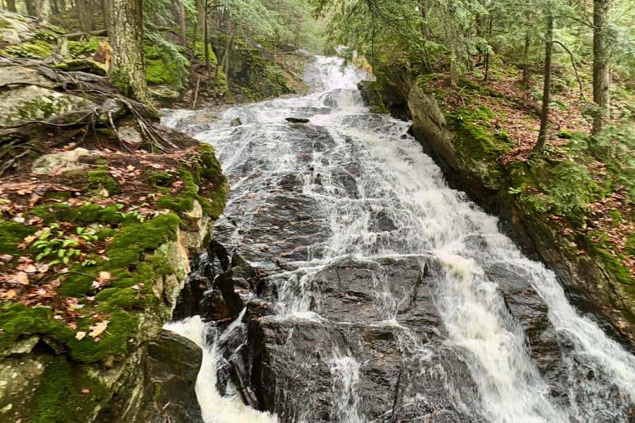 5 Short Easy Hikes to Beautiful Waterfalls in Vermont